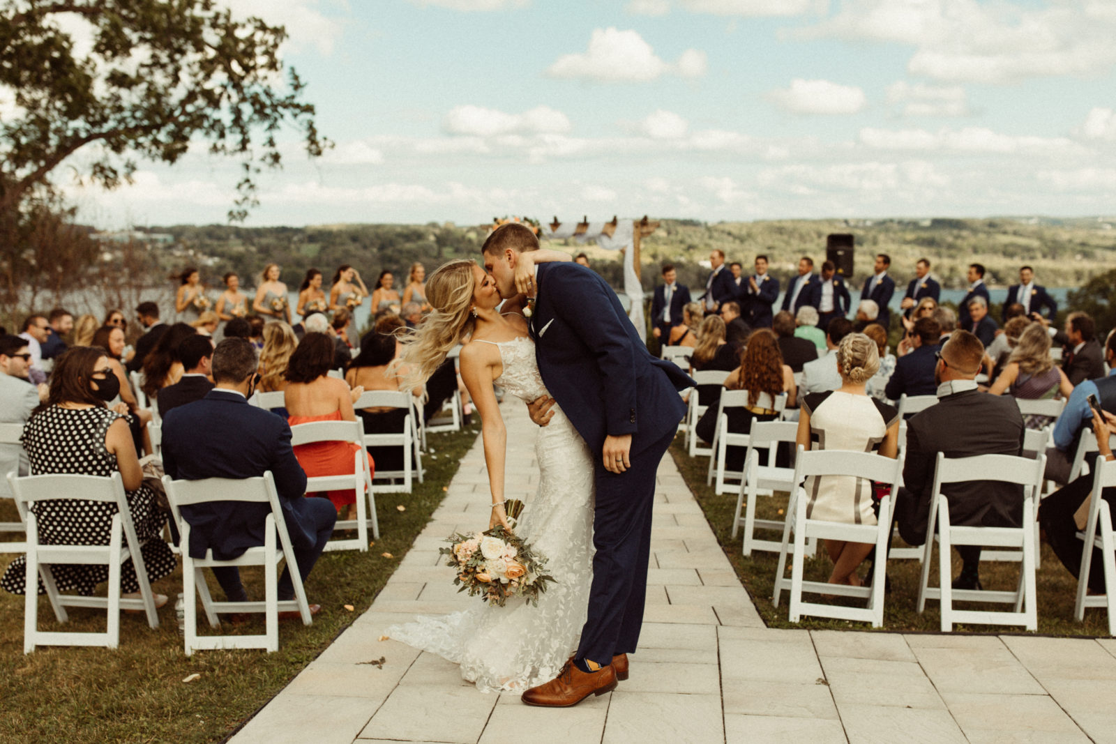 How to make your wedding ceremony unique - www.bybridgetphoto.com